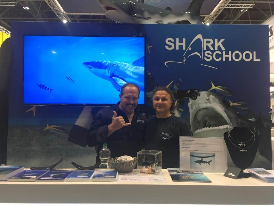 Shark School - Heroes of the Sea